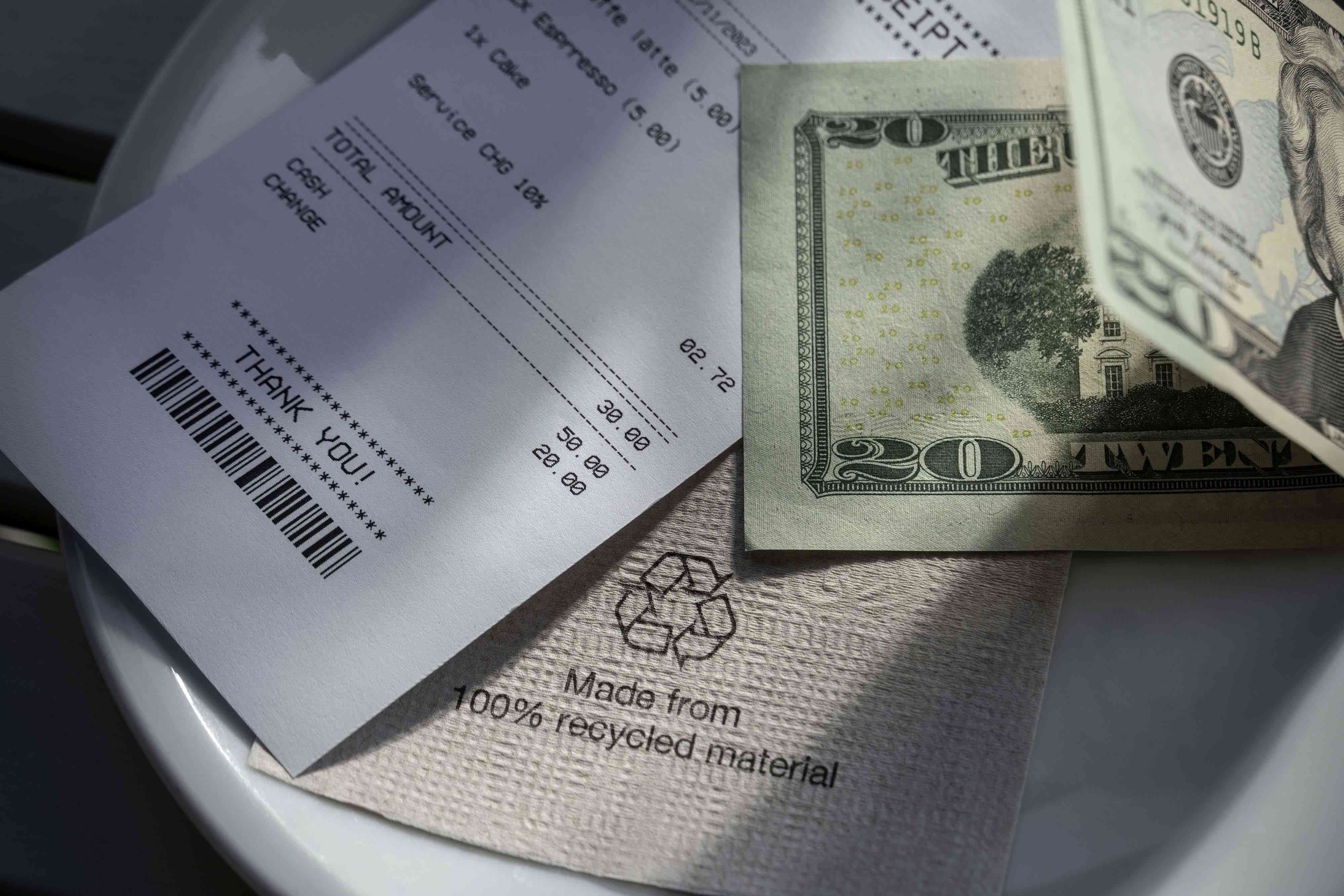 Don't Believe in Tipping? Here's the Best Way to Handle It