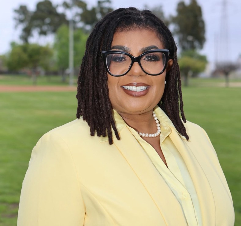 Letter: Please keep us informed on the race to succeed Mike Gipson in ...