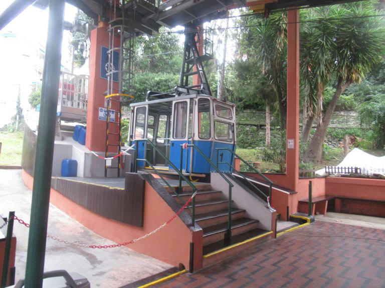 Rapallo: interruzione via Betti per frana, funivia in servizio