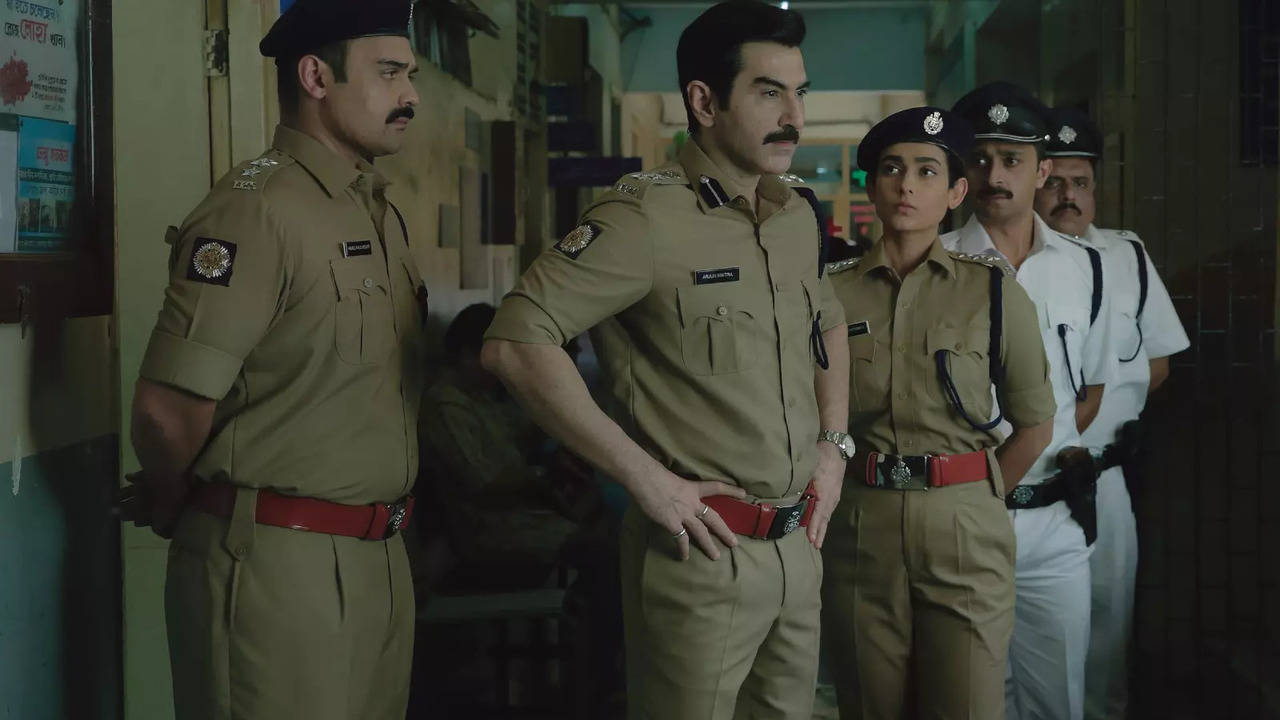 Khakee The Bengal Chapter Trailer: Jeet Enters New Starry Installment ...