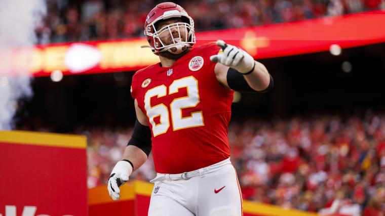Joe Thuney trade details: Chiefs agree to send guard to Bears for draft ...