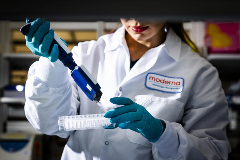 Moderna Eyes 2027 Launch for Cancer Vaccine Developed With Merck