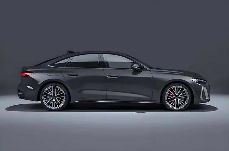 上汽奥迪A5L重要信息曝光！或售25万起，全系燃油车型硬抗小米SU7