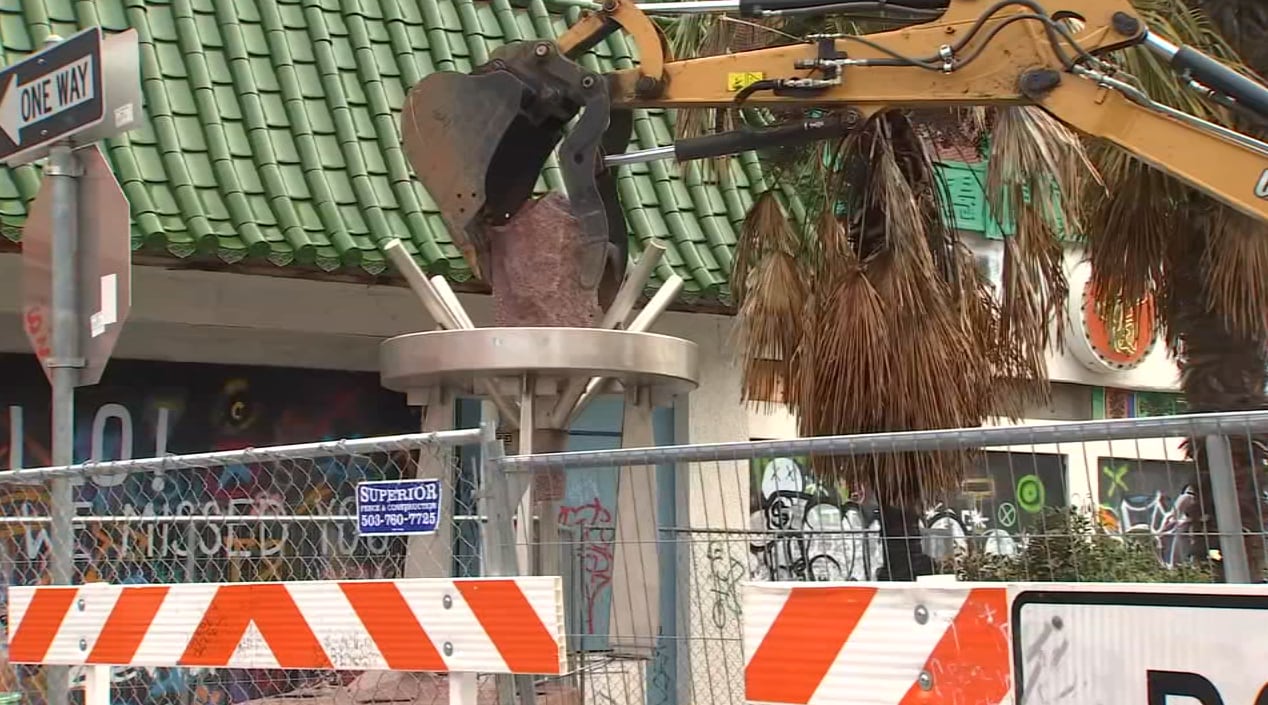 Controversial statues being removed in Portland’s Old Town