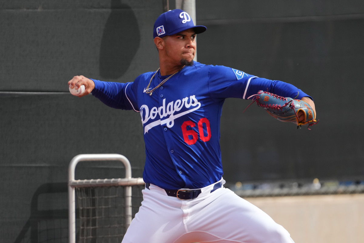 Dodgers’ Second-Year Pitcher Reportedly Injured, Full Status Unclear
