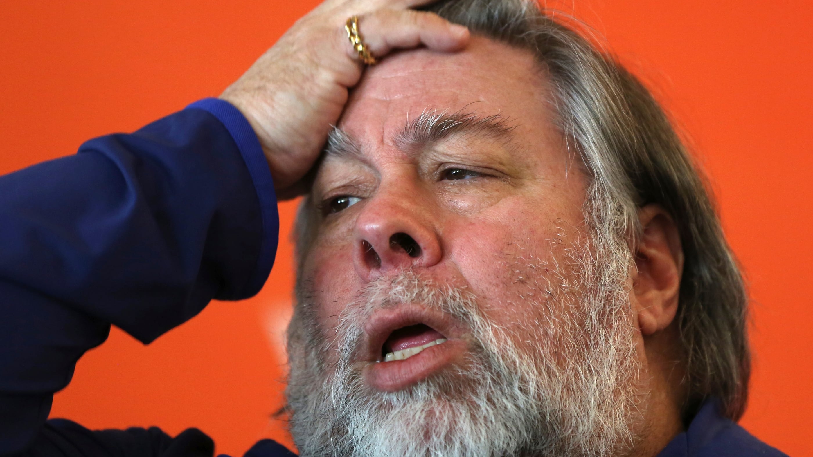 Apple Co-Founder Rips Musk as He Reveals Real Reason Behind His White ...