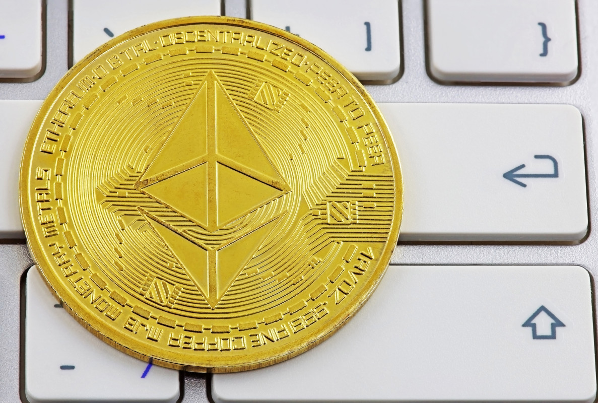 Analyst Benjamin Cowen warns Ethereum could drop another 50%