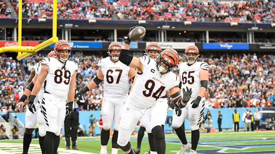 Former Ohio State football player Sam Hubbard announces his retirement