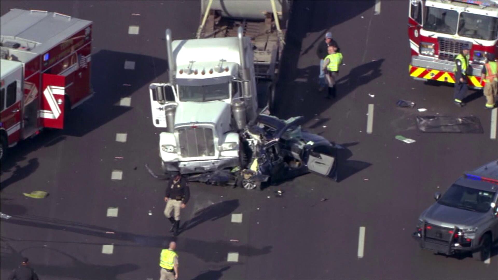 4 hospitalized after multi-vehicle crash on Loop 202 in Tempe