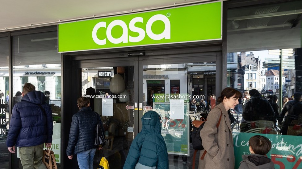 Werknemers en vakbond vragen faillissement aan voor Nederlandse winkels ...