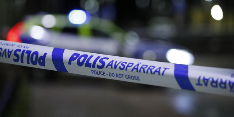 Två explosioner vid bostäder i Stockholms län