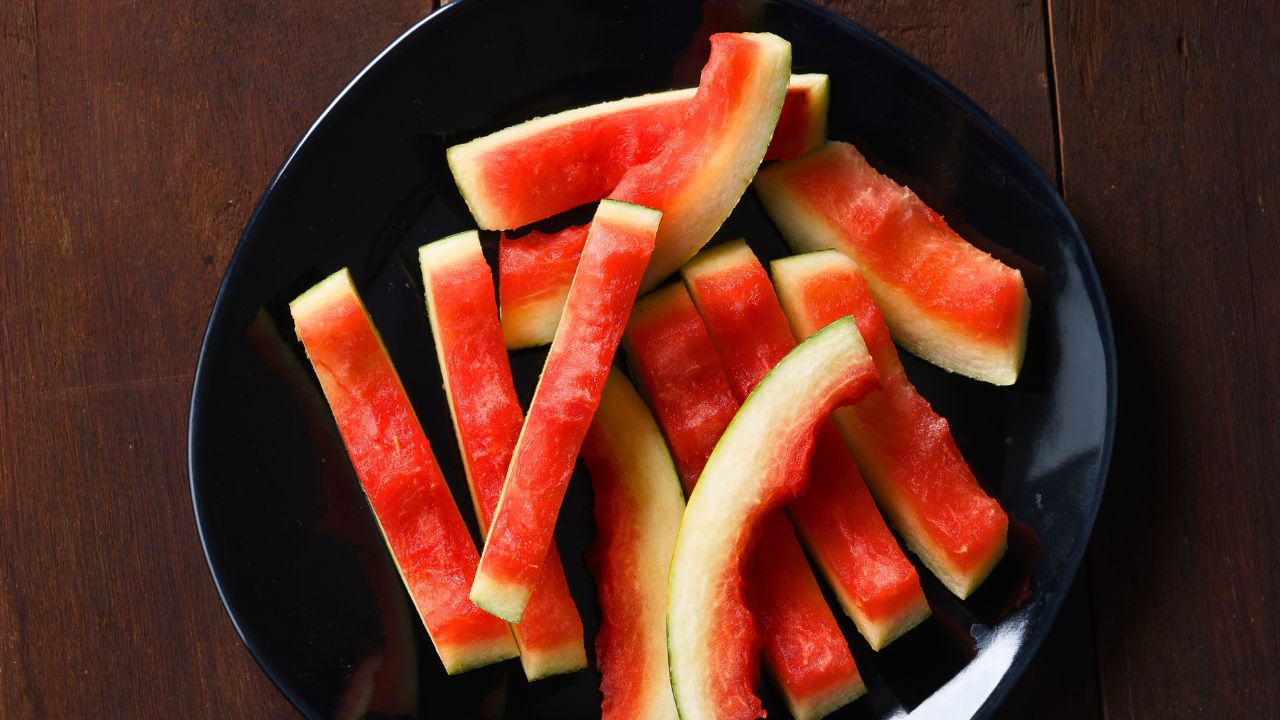 15 Unexpected Foods You're Probably Throwing Away (But Shouldn't)