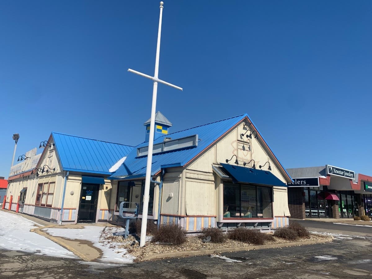 Long John Silver's Still Stands: Will Redevelopment Happen In 2025?