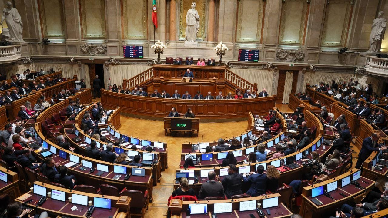 Parlamento vai levantar a imunidade a deputado do Chega por crime de ...