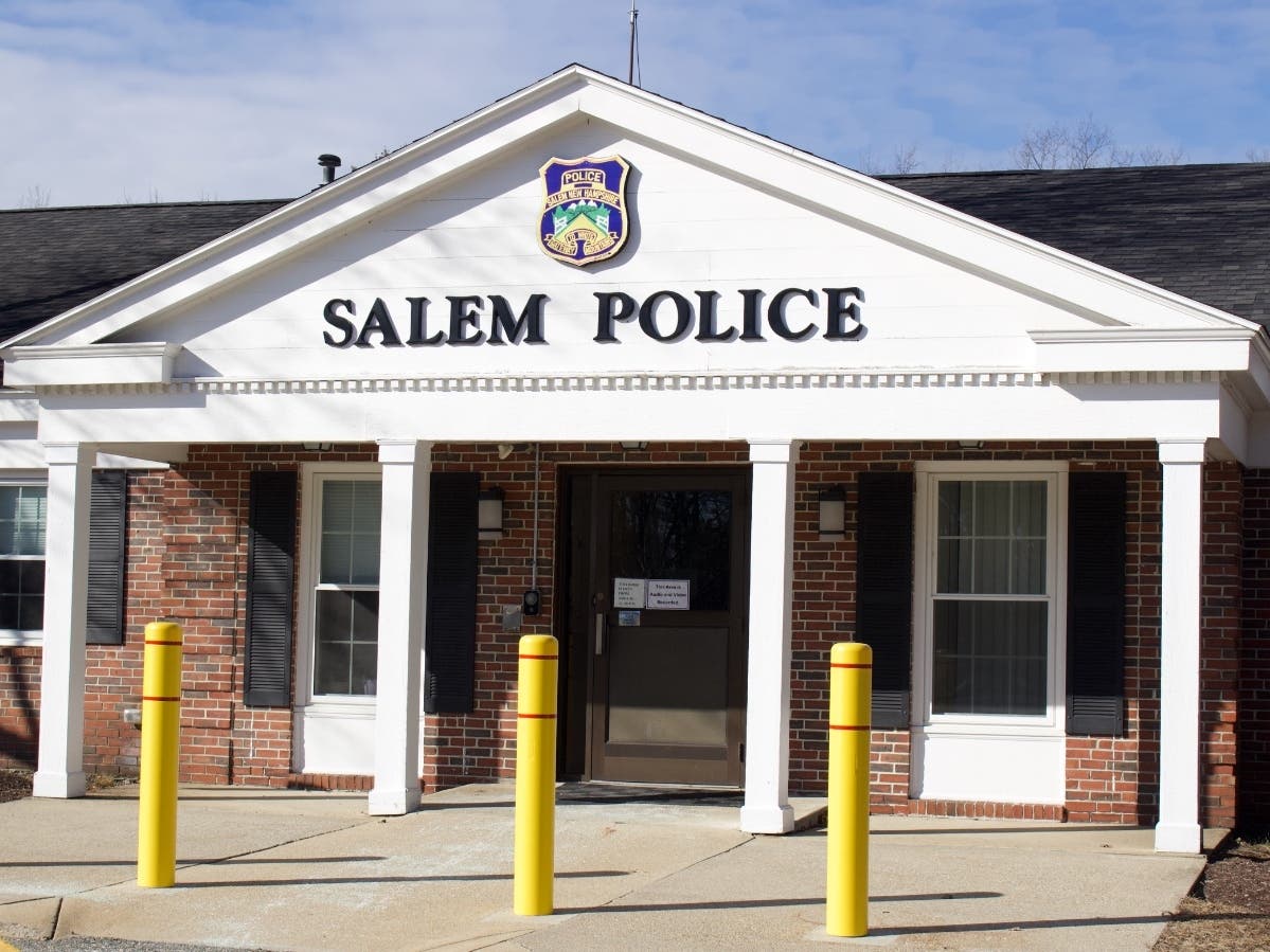 Salem Deputy Police Chief Cleared In Drinking Party Tip-Off Accusation