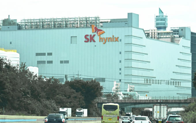 SK하이닉스, 메모리 수급 개선·HBM 실적 성장 전망...목표가 31만원-BNK