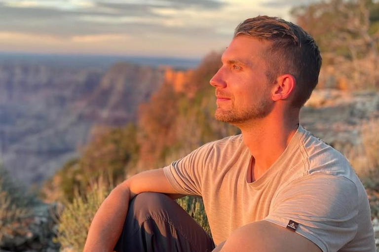 YouTuber Andrew Cross taken off life support after car accident as ...