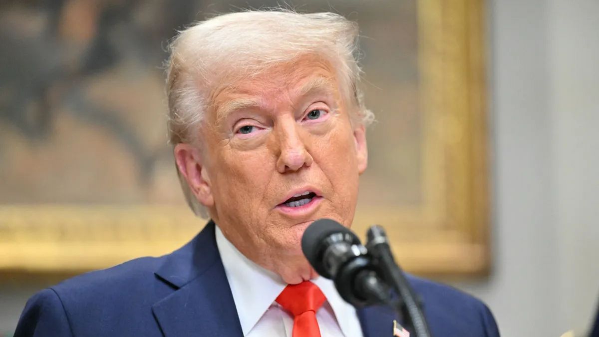 Trump post saying US president should be impeached if Dow drops 1,000 ...