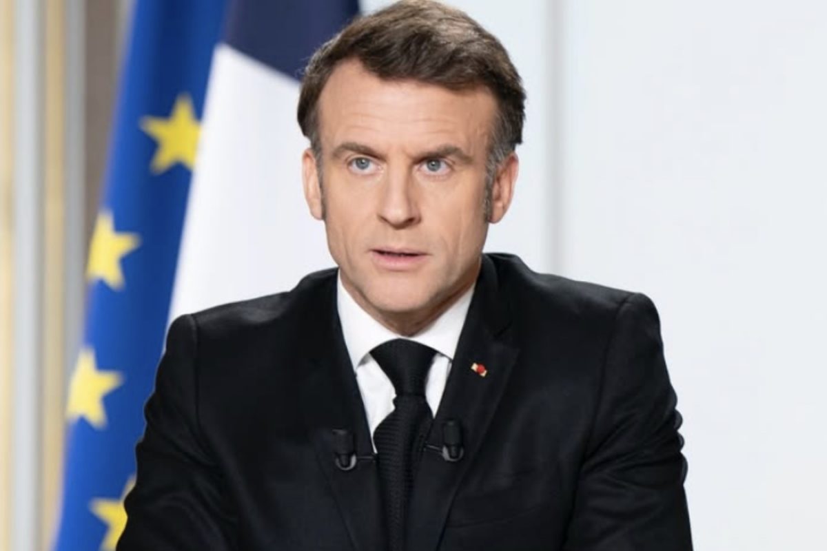French Assembly approves bill to ban social media for under-15s, Macron ...