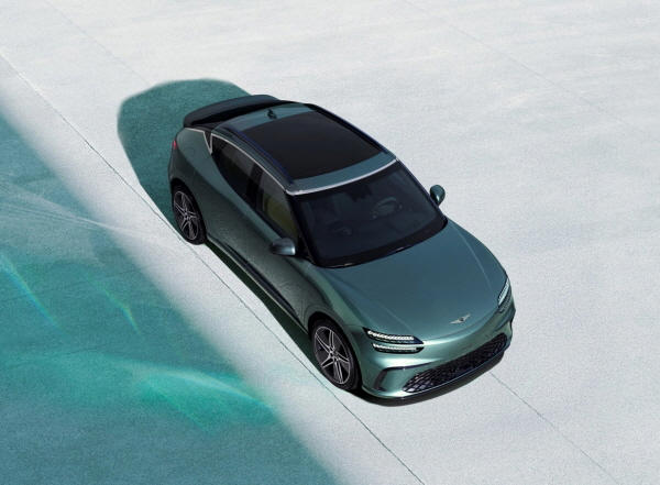 “481km 주행 럭셔리 전기차”…제네시스, GV60 부분변경 출시