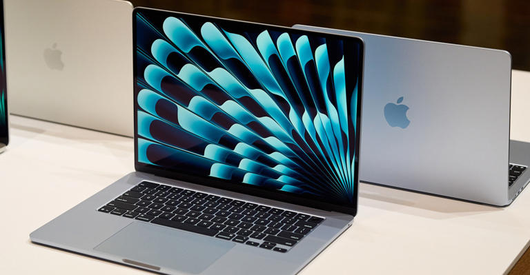 Our first look at Apple’s sky blue MacBook Air