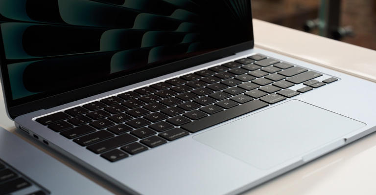 Our first look at Apple’s sky blue MacBook Air