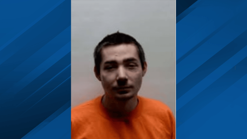 23-year-old man attacked his 50-year-old girlfriend with a razor blade ...