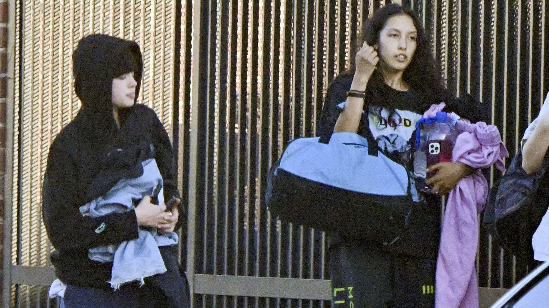 Así es el especial vínculo de Shiloh, la hija de Angelina Jolie, con su incondicional amiga ...