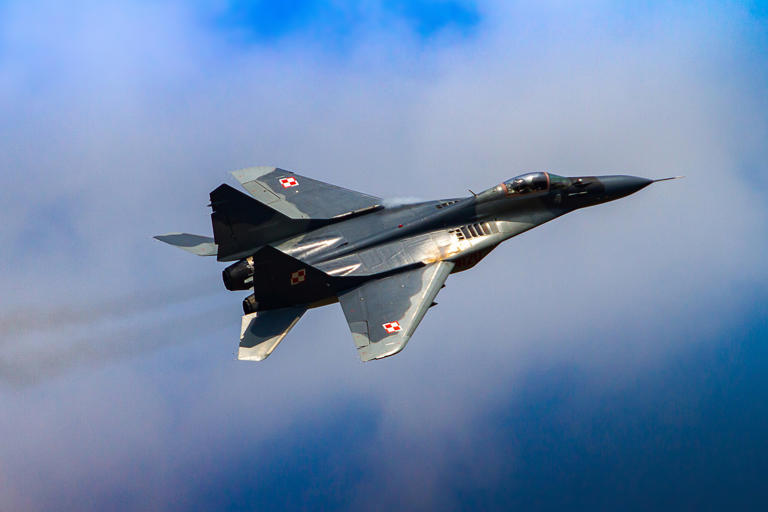 How the U.S. Got Its Hands on the Mighty Soviet MiG-25