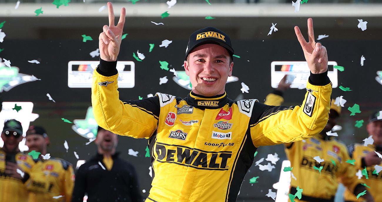 Turning Point: Is this the real 'Rowdy'? Will CBell three-peat at Phoenix?