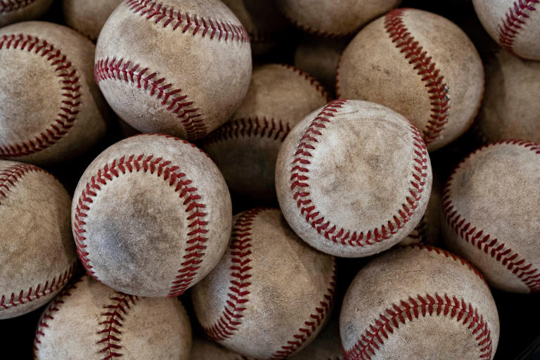 College baseball team sets record for most runs scored in an inning
