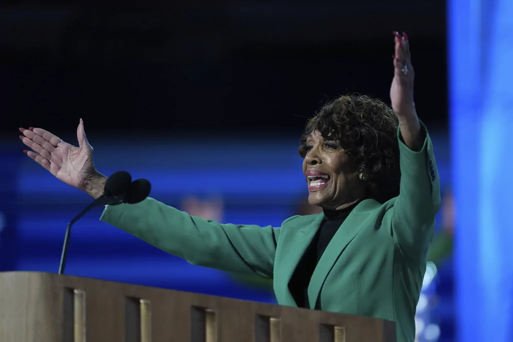 Maxine Waters suggests ‘we don’t know’ scope of Musk’s influence over ...
