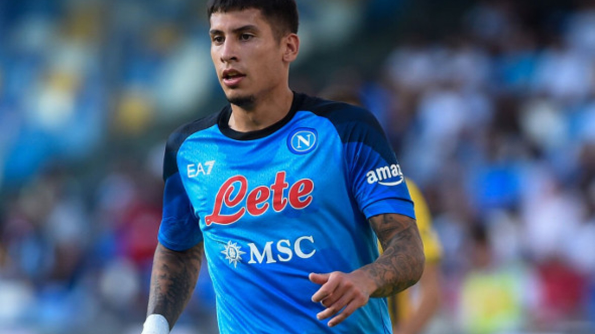 La decisión de Mathias Olivera con su futuro en el Nápoli