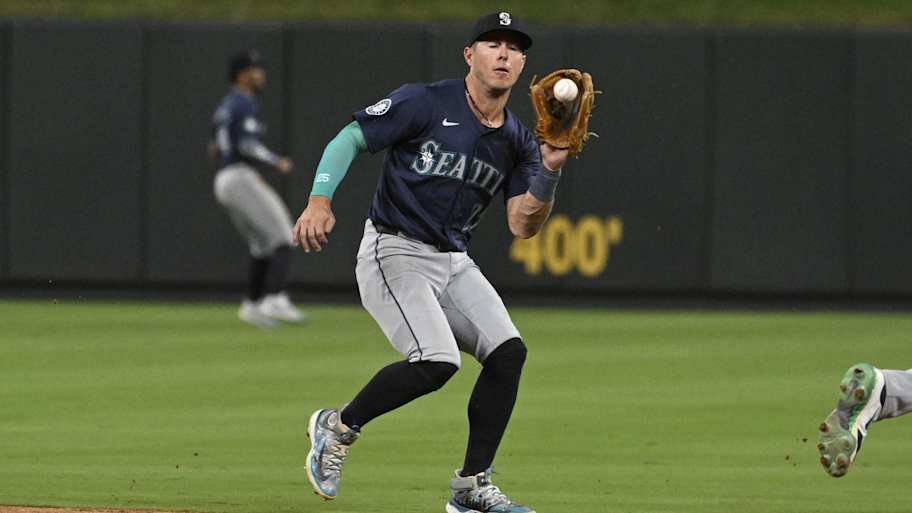 ANALYSIS: Dylan Moore Still Has Value on Seattle Mariners Roster Even ...