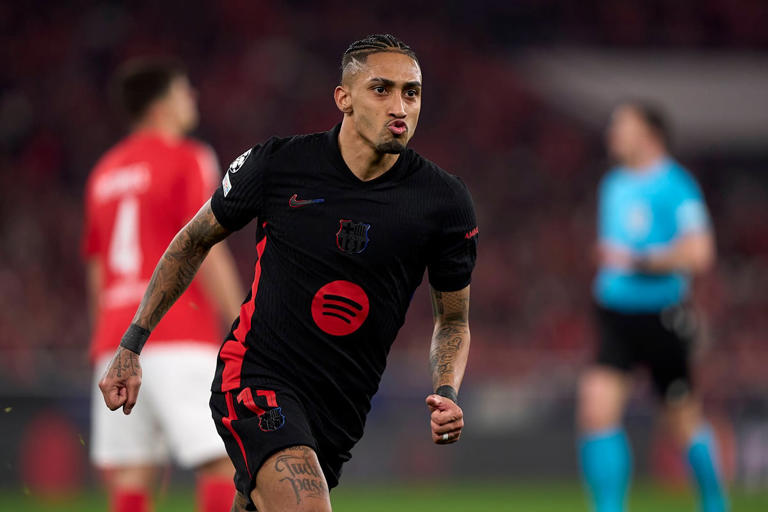 FC Barcelona speelt ruim zeventig minuten met tien, maar deelt tóch ... FC Barcelona speelt ruim zeventig minuten met tien, maar deelt tóch ...