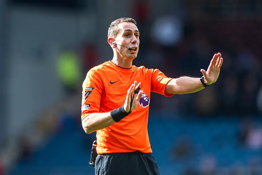 L’arbitre qui a insulté Klopp et sniffé de la coke lourdement sanctionné