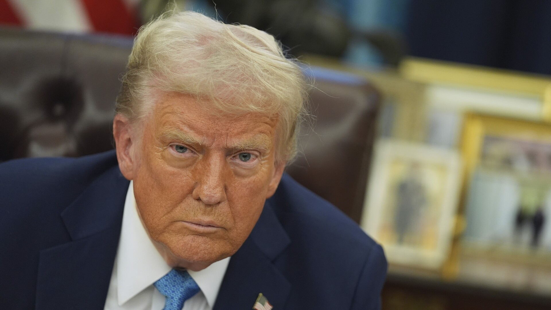 US ‘ratcheting up pressure’ on Ukraine by halting intelligence sharing