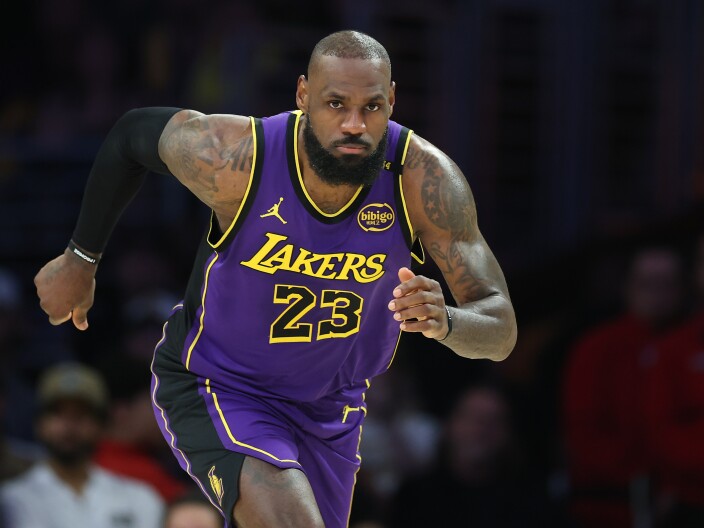 By the numbers: Does LeBron James' new points record shake up the GOAT ...