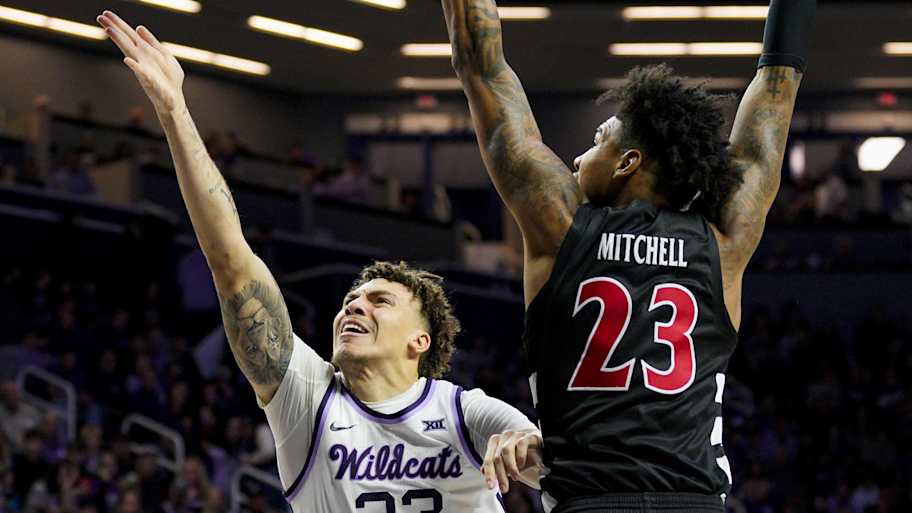 Kansas State Star Forward Coleman Hawkins Suiting Up Against Bearcats
