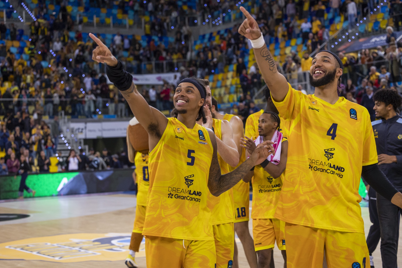 84-80. El Granca se reivindica en Europa tras vencer al Venecia y se ...