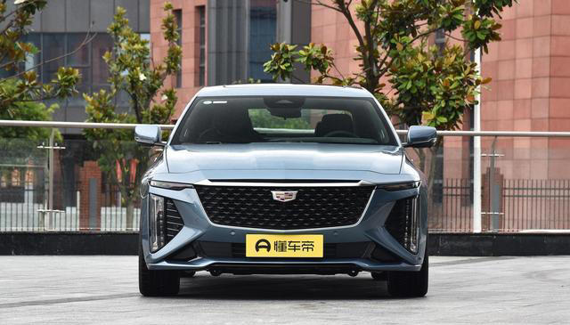 D级车尺寸卖C级车价格，车长5223mm，配2.0T+10AT，33英寸大屏幕