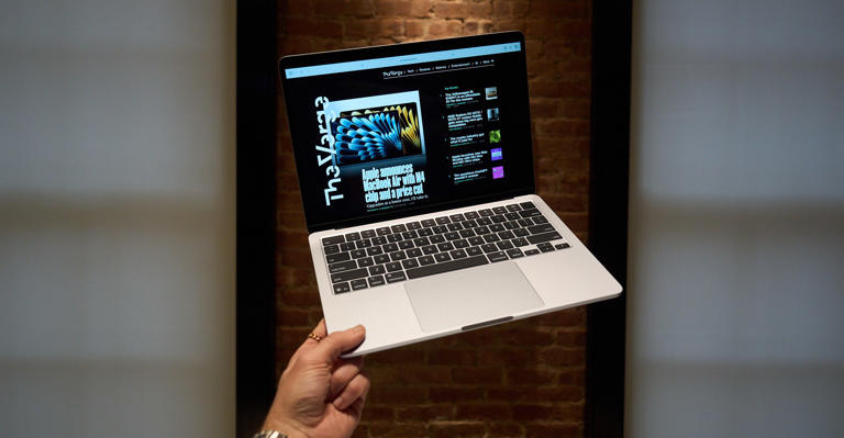 Our first look at Apple’s sky blue MacBook Air