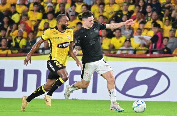 Corinthians é massacrado pelo Barcelona e se complica na Libertadores