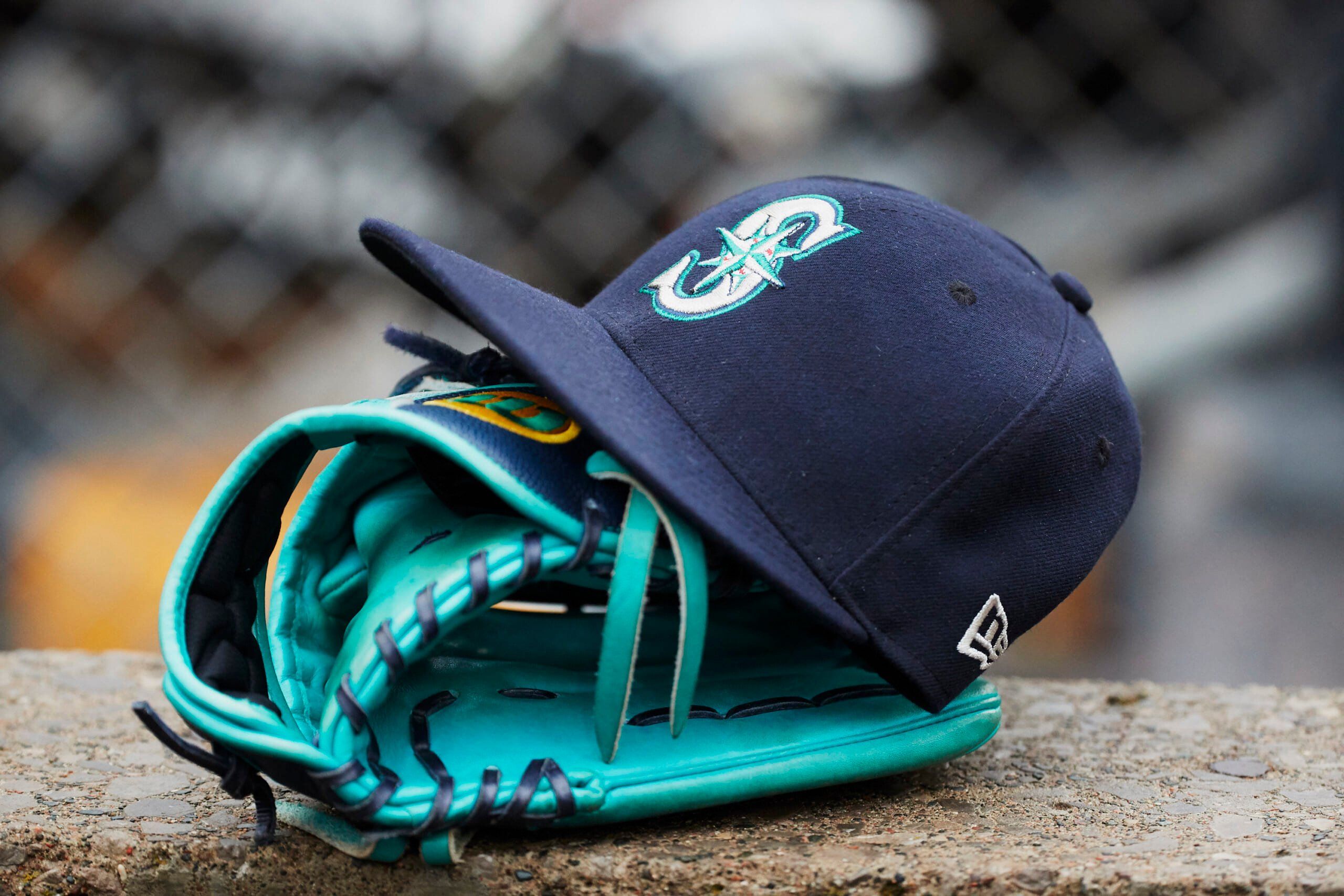 Former Seattle Mariners player rips team for refusing to spend on ...