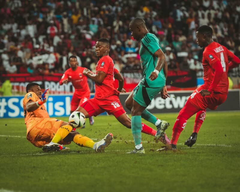Orlando Pirates dig deep to edge out Chippa United away