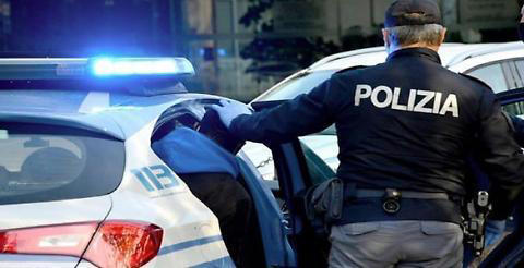 Covi di droga nel bed and breakfast. La polizia arresta quattro spacciatori