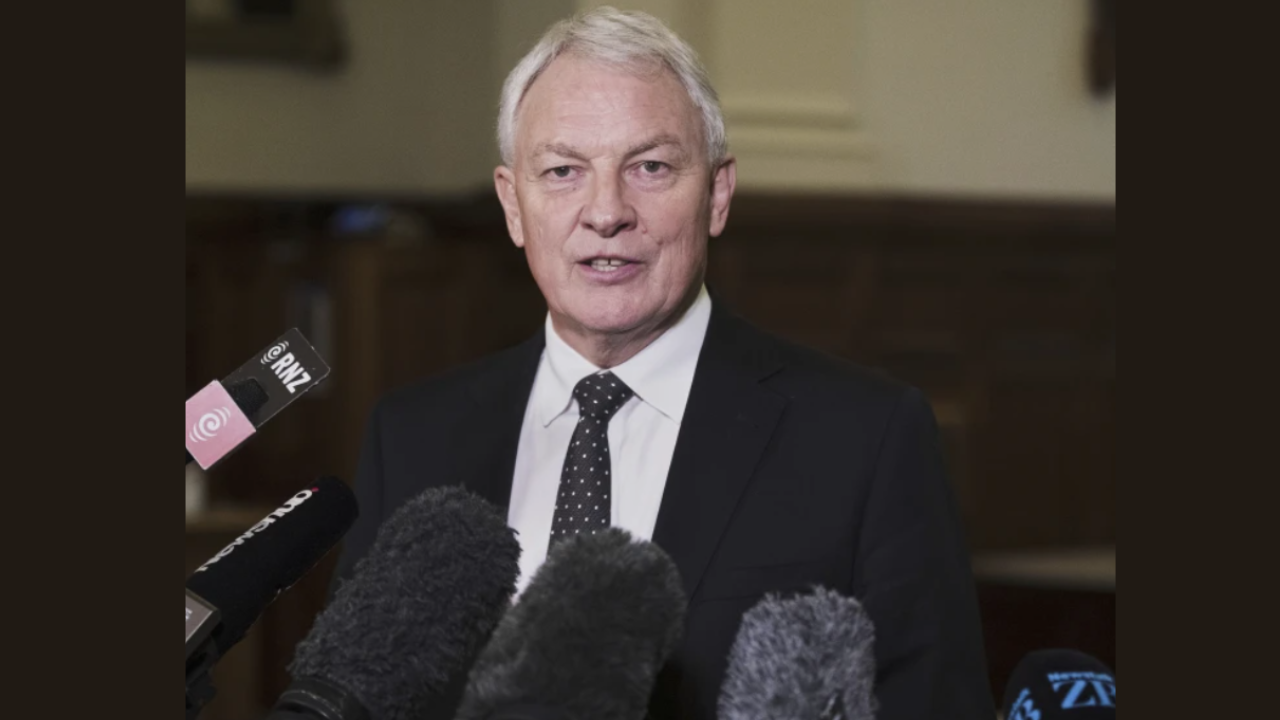 New Zealand's UK envoy sacked for criticising Trump's 'grasp' of World ...