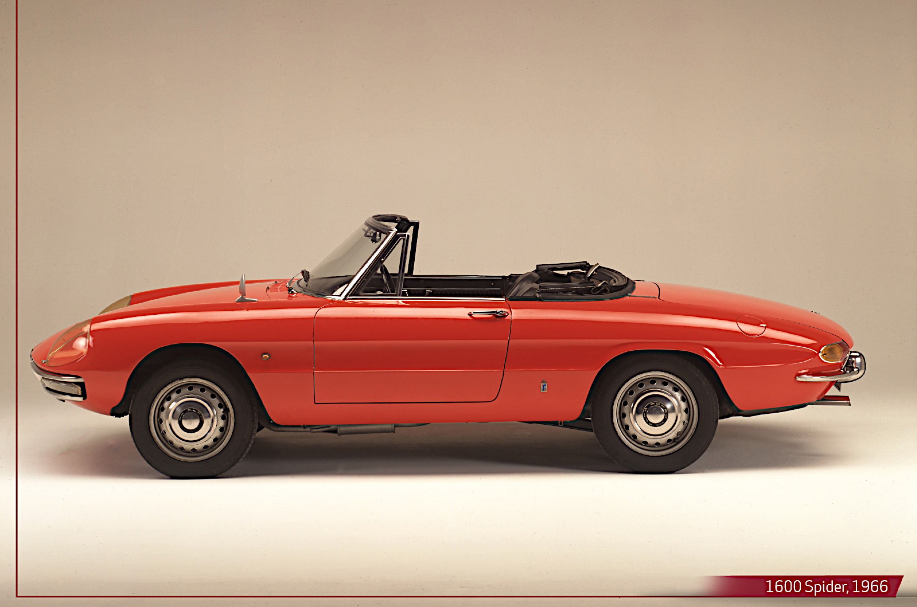 24 auto d'epoca con motore rotativo