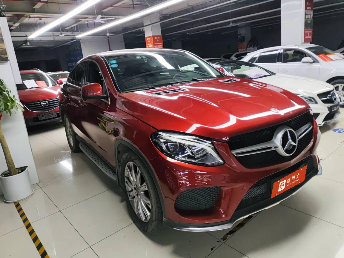 奔驰 奔驰GLE轿跑 2017款 GLE 320 4MATIC 轿跑SUV实拍图