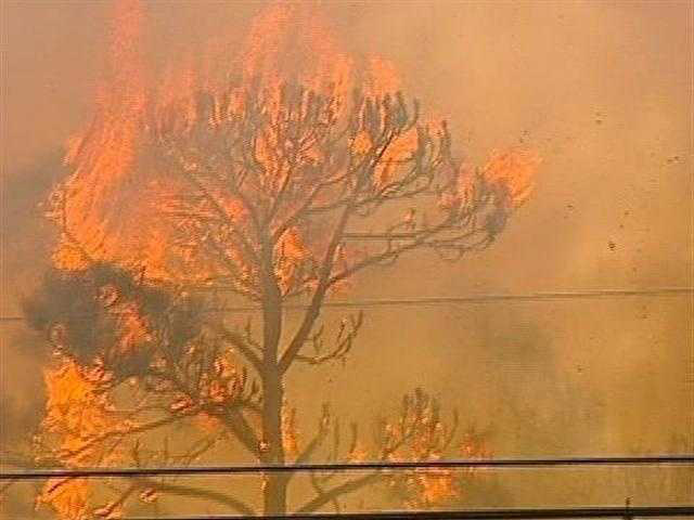 Firefighters urge residents to prepare for brush fires